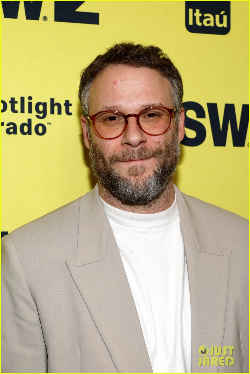 Stephanie Hsu, Sherry Cola, Ashley Park, & Sabrina Wu Buddy Up at 'Joy ...