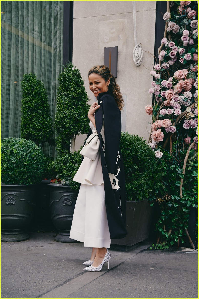 Photo: meta golding rabbit hole promo 002 | Photo 4913357 | Just Jared ...