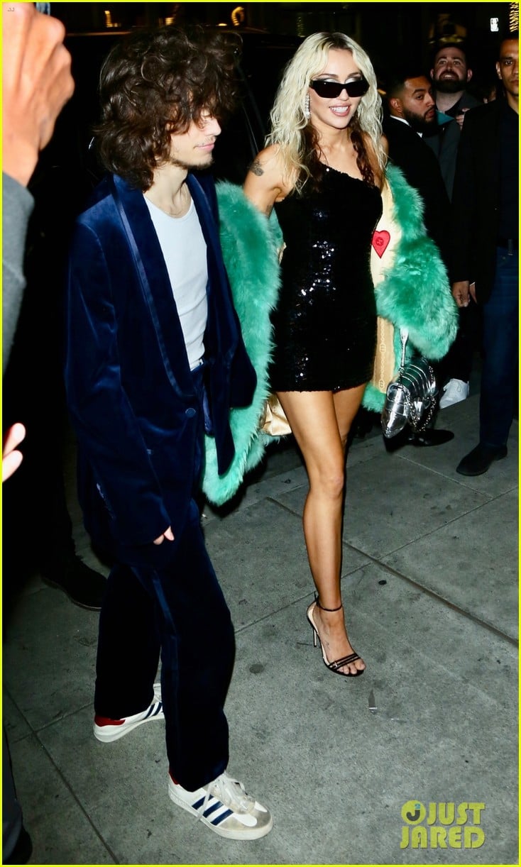 Miley Cyrus Drops New Album, Celebrates at Gucci Party with Boyfriend ...
