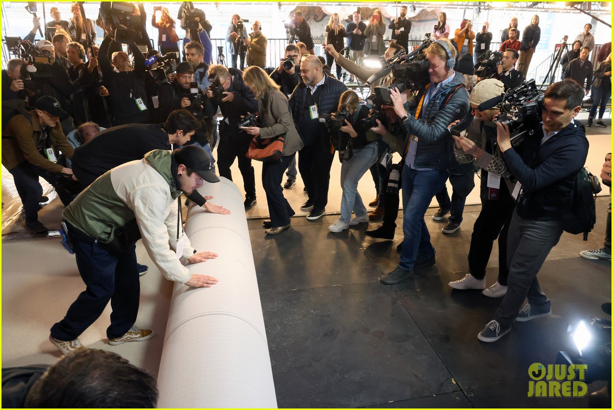 The 2023 Oscars Are Breaking A Decades-Old Tradition By Going With A ...