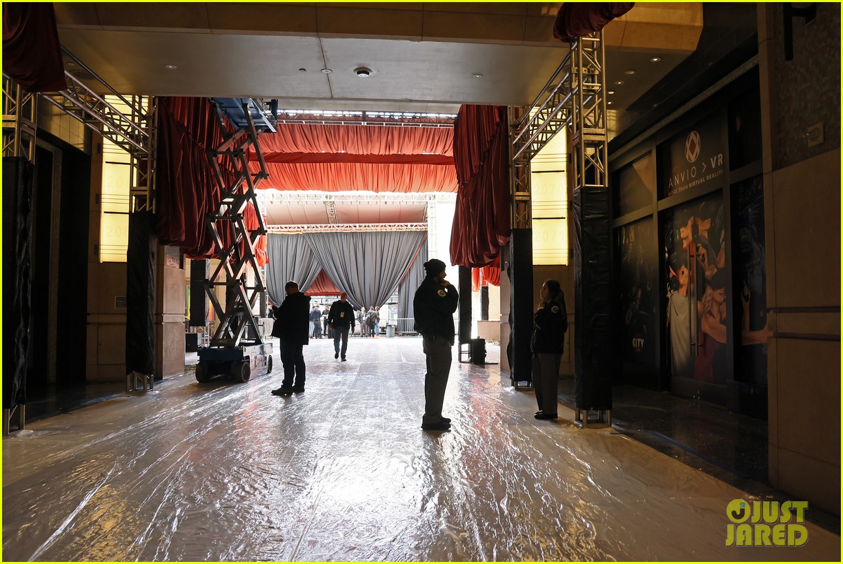 The 2023 Oscars Are Breaking A Decades-Old Tradition By Going With A ...