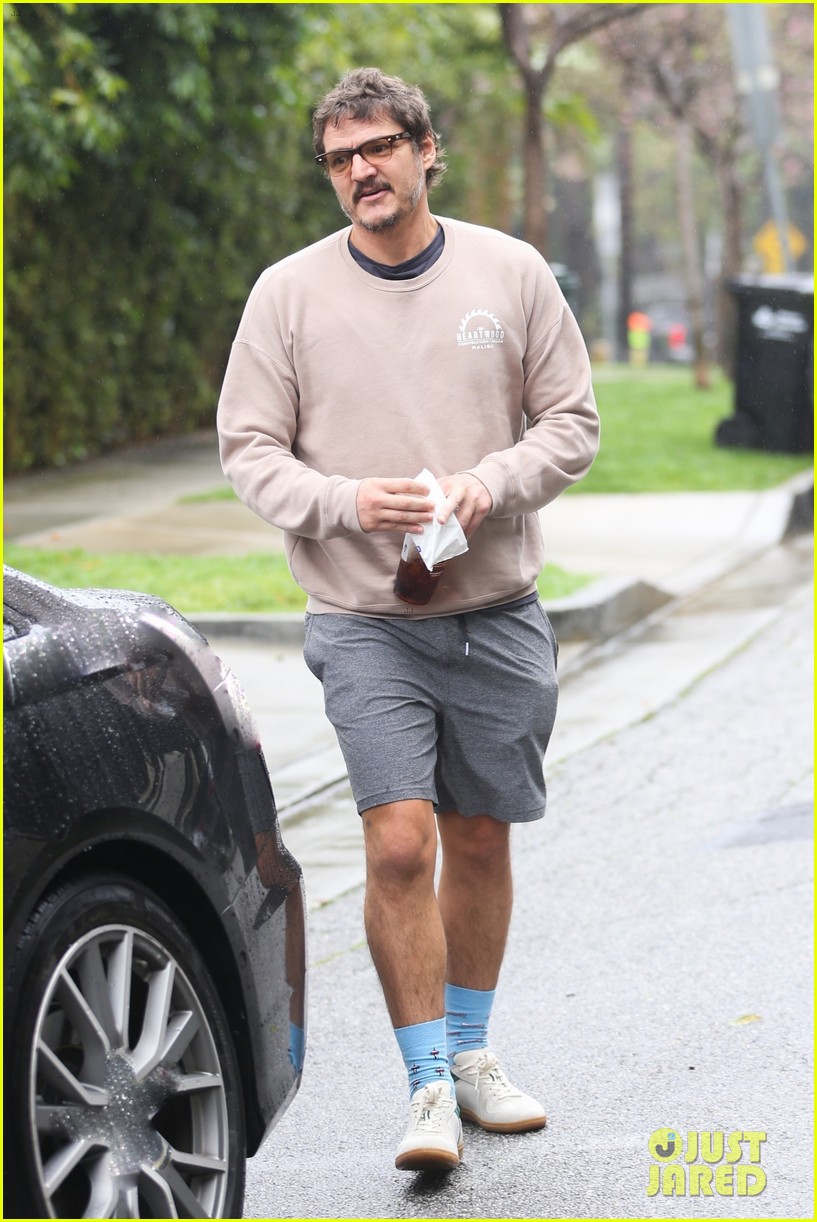 Pedro Pascal Spotted Out in L.A. After Hanging Out with Bradley Cooper ...