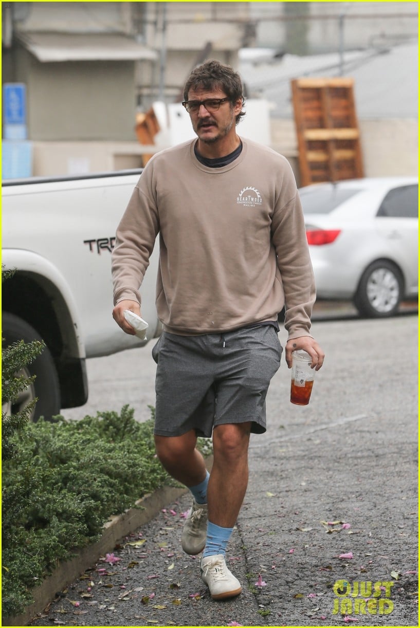 Pedro Pascal Spotted Out in L.A. After Hanging Out with Bradley Cooper ...