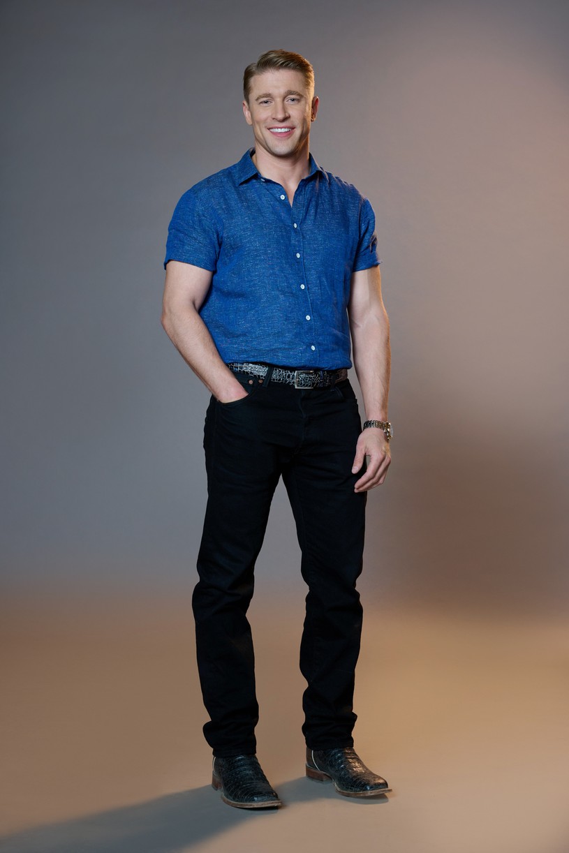 Hallmark's Highly Anticipated Series 'Ride' Premieres Tonight: Don't ...