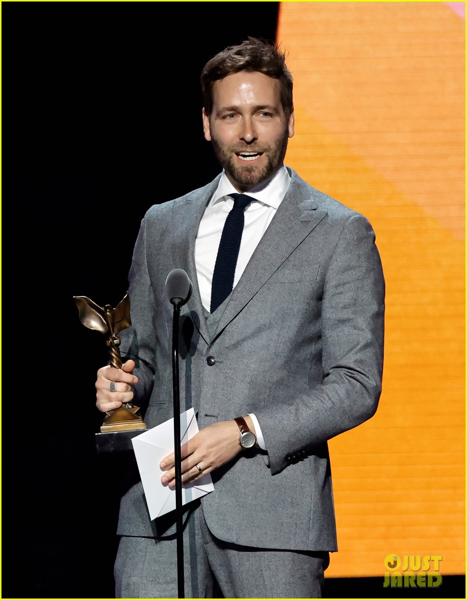 'Everything Everywhere' Editor Paul Rogers Has the Internet Thirsting ...