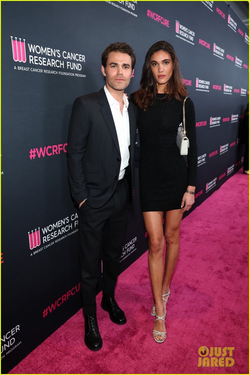 Adam Levine & Behati Prinsloo Pack On The PDA at the Unforgettable ...