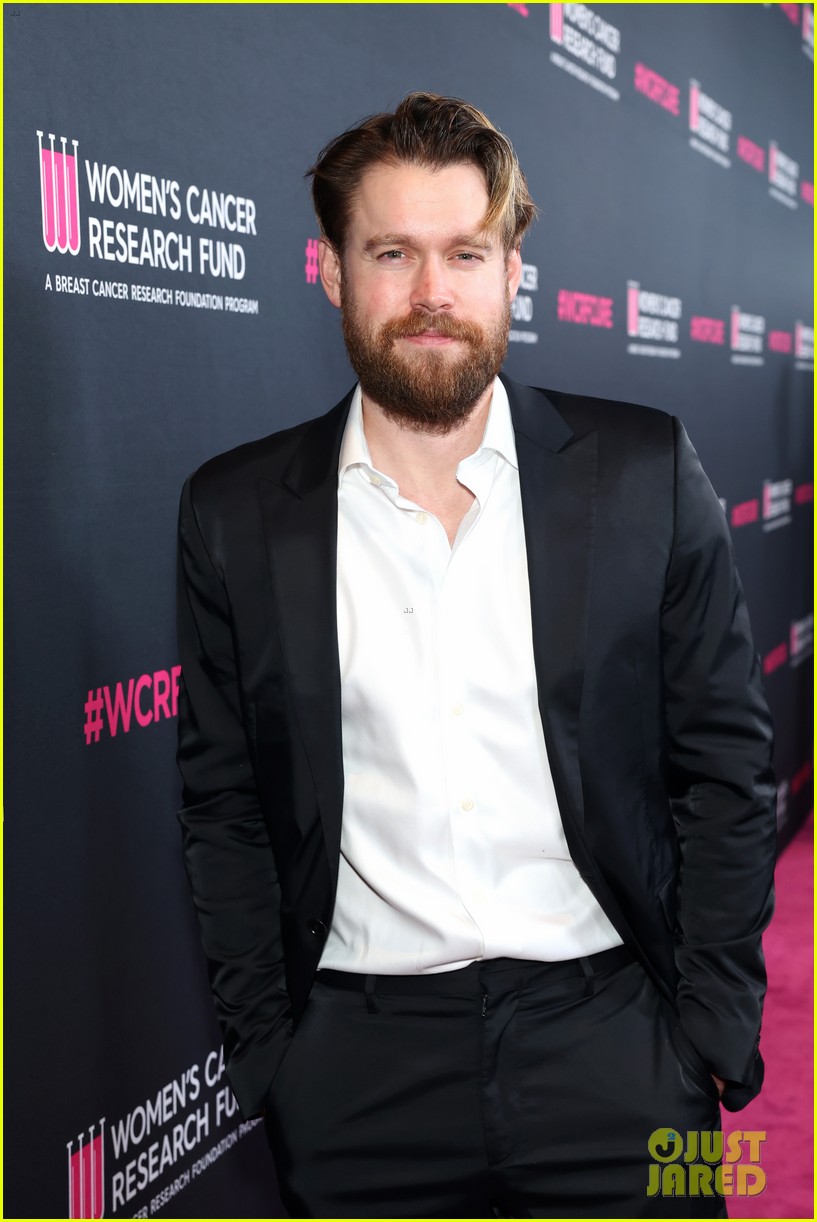 Adam Levine & Behati Prinsloo Pack On The PDA at the Unforgettable ...