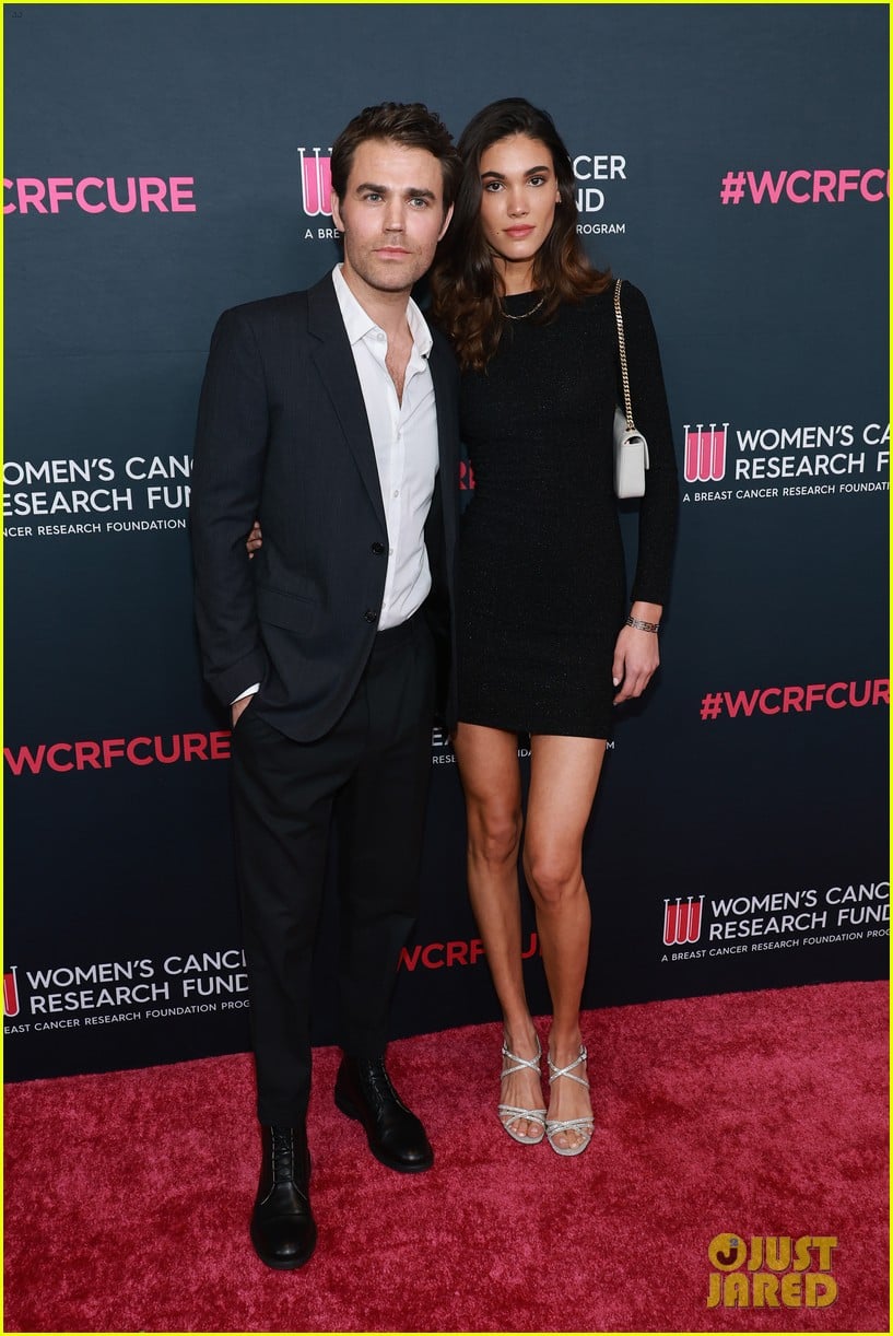 Adam Levine & Behati Prinsloo Pack On The PDA at the Unforgettable ...