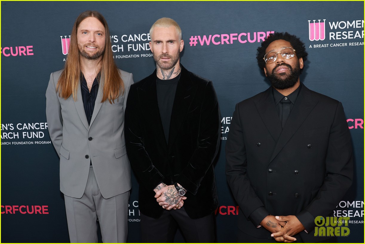 Adam Levine & Behati Prinsloo Pack On The PDA at the Unforgettable ...