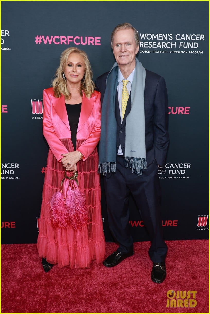 Adam Levine & Behati Prinsloo Pack On The PDA at the Unforgettable ...