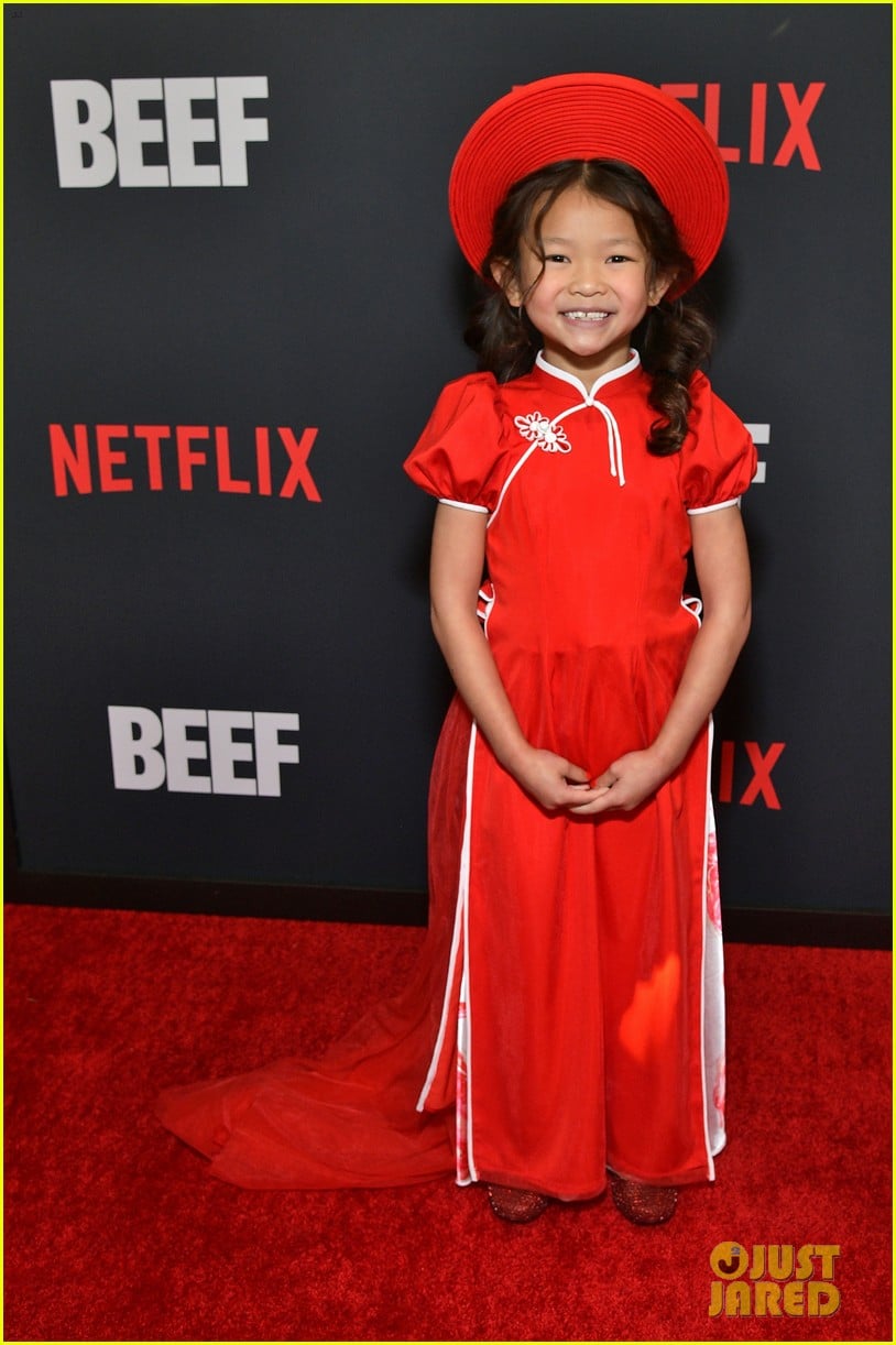 Ali Wong & Steven Yeun Step Out for Netflix's 'BEEF' Premiere in L.A.: Photo 4916148 | Steven ...