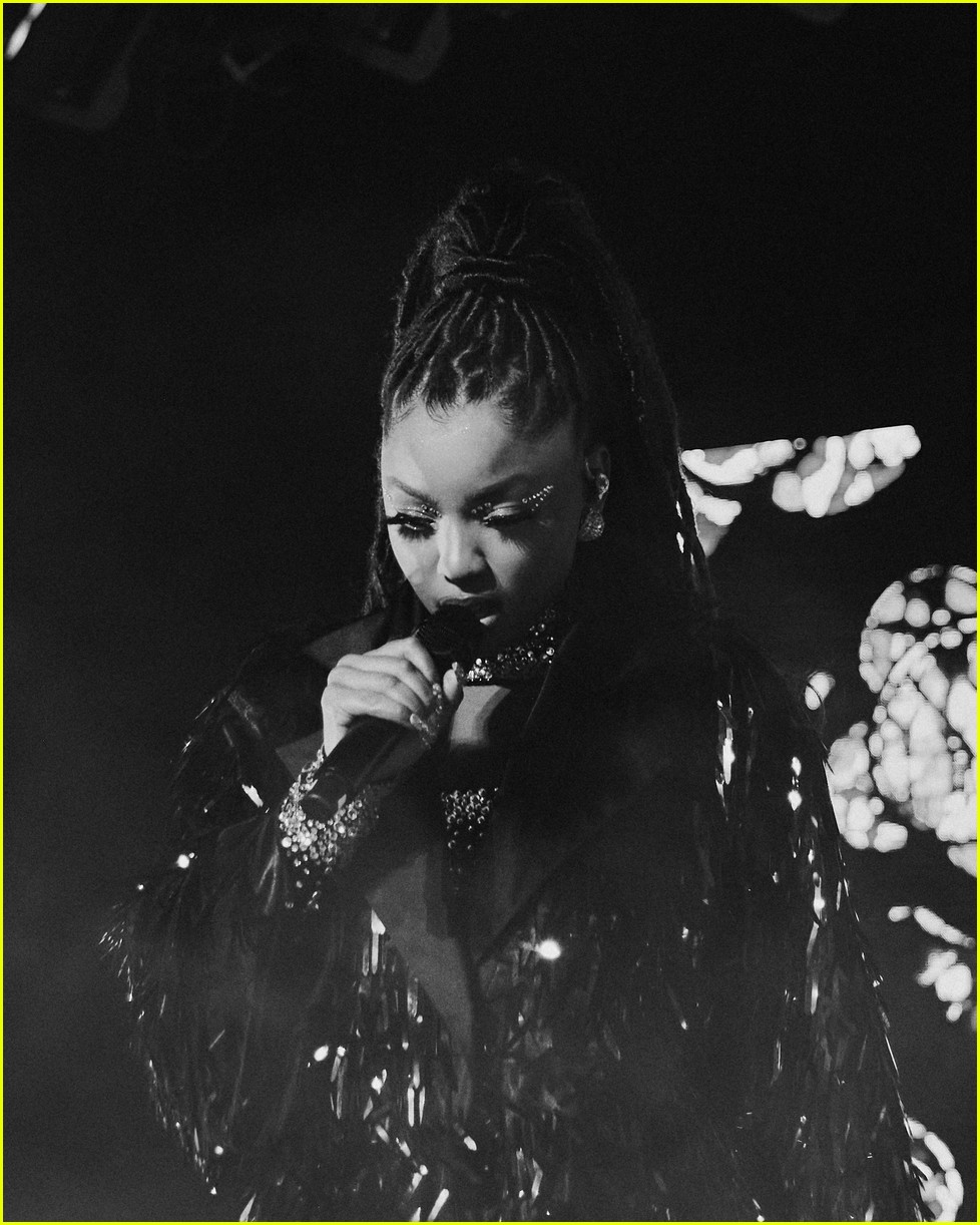 Chloe Bailey's Set List for 2023 In Pieces Tour Revealed After First ...