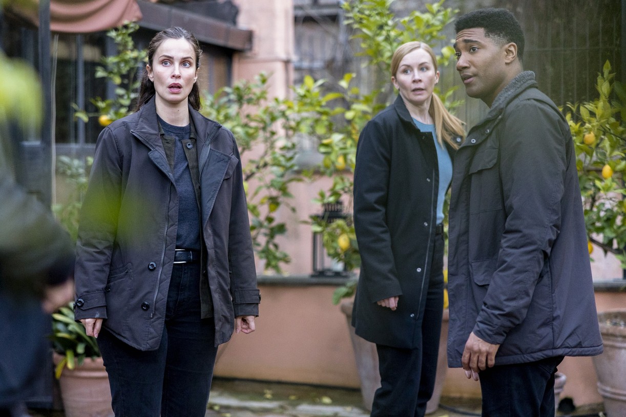 'FBI' Franchise Crossover Takes Over CBS Tonight - Watch All The Sneak ...