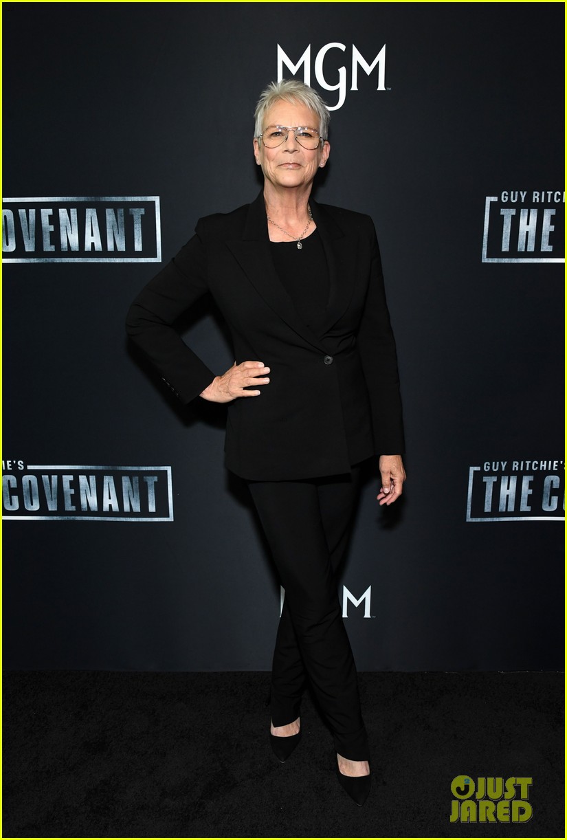 Jamie Lee Curtis is a Proud Godmother at Jake Gyllenhaal's 'The ...