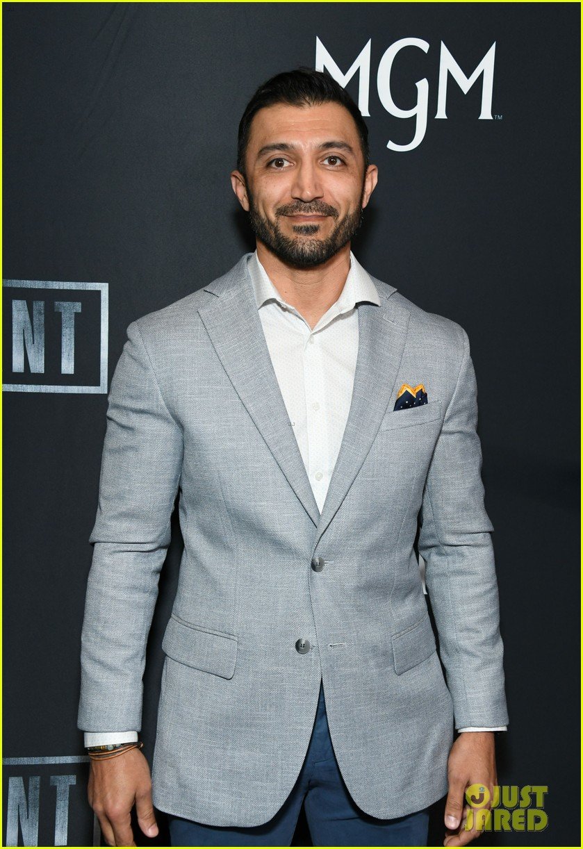 Jamie Lee Curtis is a Proud Godmother at Jake Gyllenhaal's 'The ...