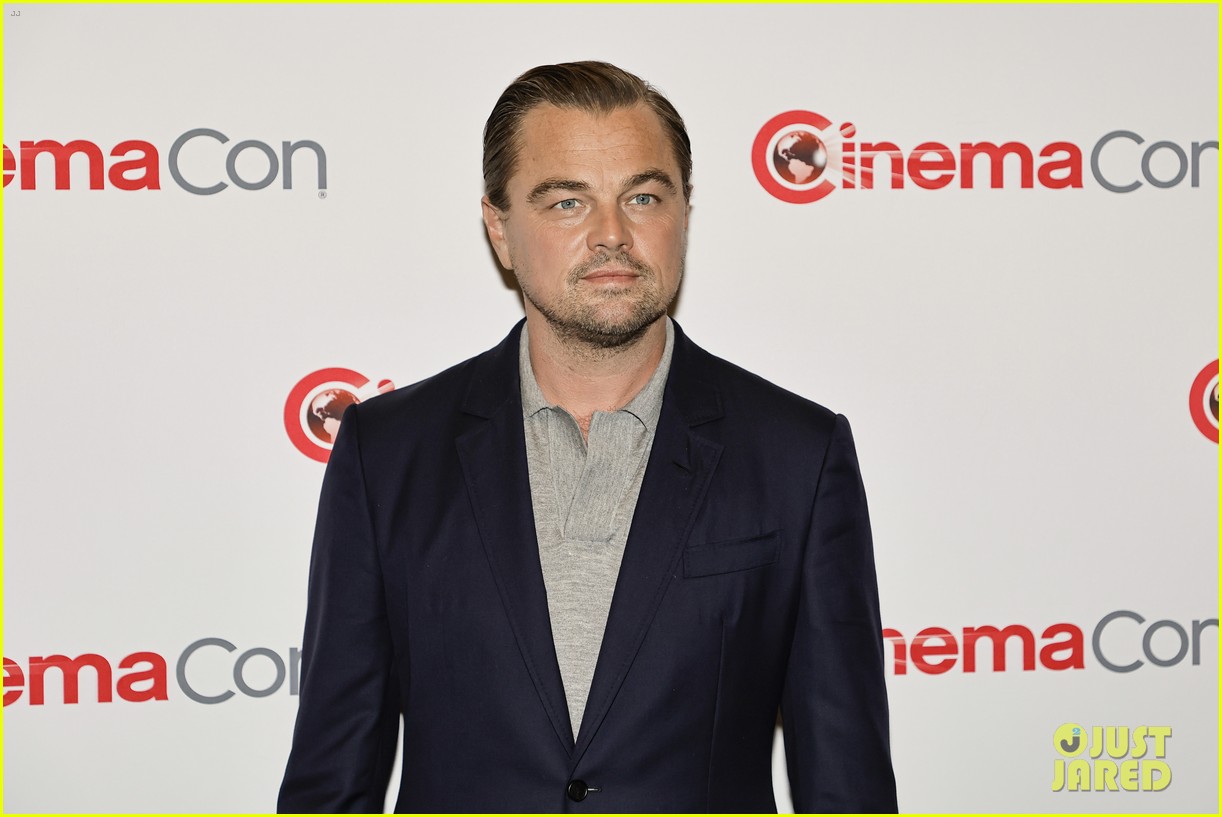 Leonardo DiCaprio Makes Surprise Appearance at CinemaCon to Support Martin Scorsese!: Photo ...