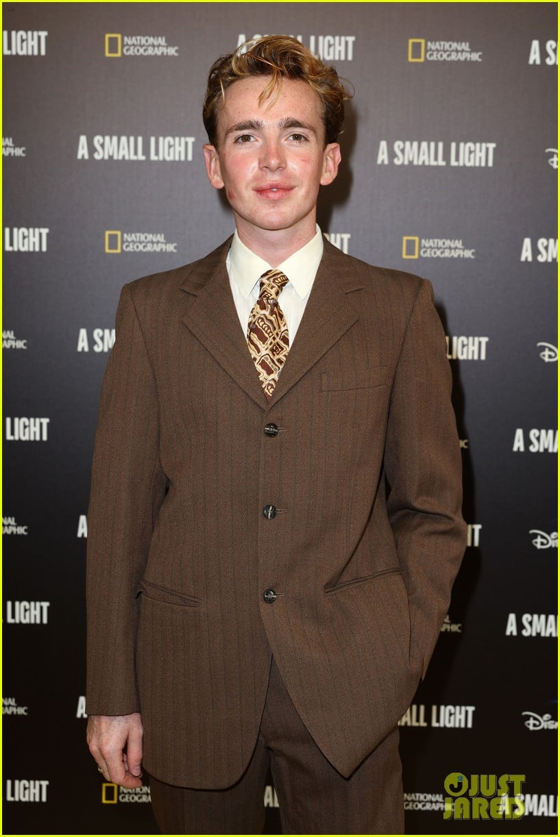 Liev Schreiber & Bel Powley Bring First Premiere of Anne Frank Inspired Series 'A Small Light ...