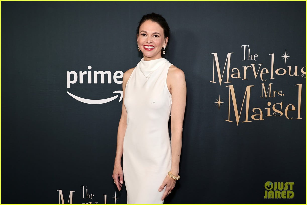 Rachel Brosnahan & Husband Jason Ralph Attend 'The Marvelous Mrs ...