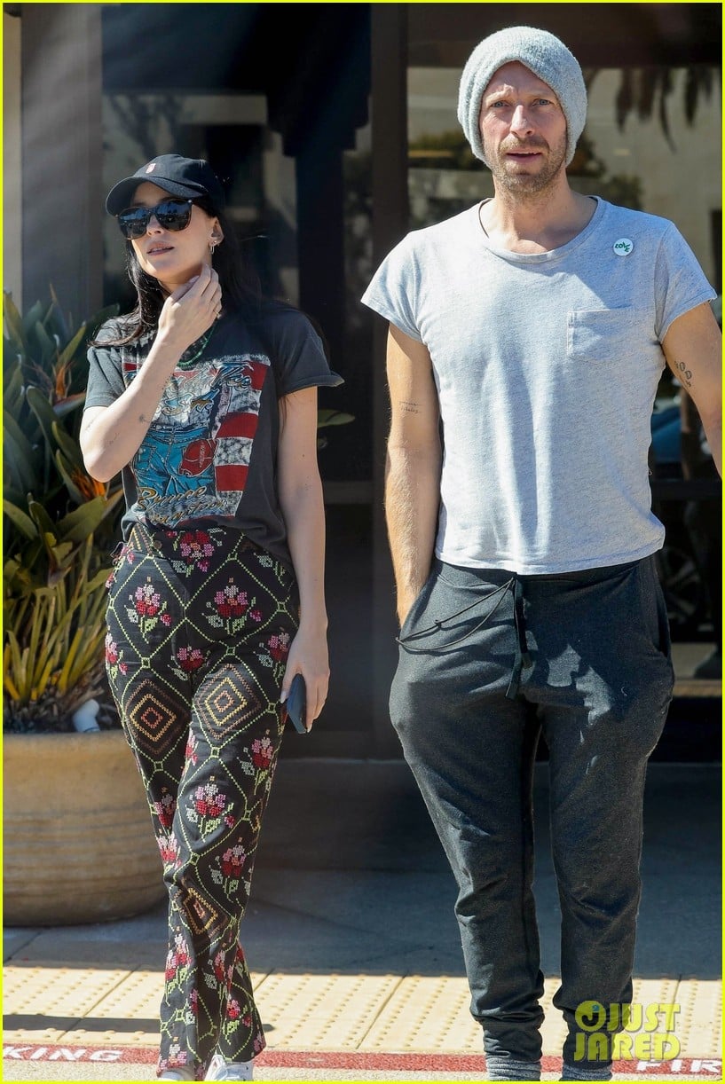 Dakota Johnson & Chris Martin Keep Close on Coffee Date in Malibu ...