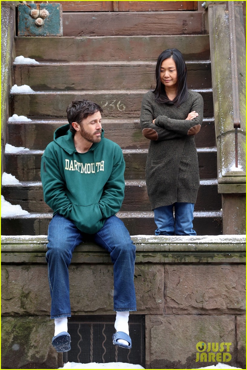 Casey Affleck & Hong Chau Enjoy a Moment Together While Filming 'The ...