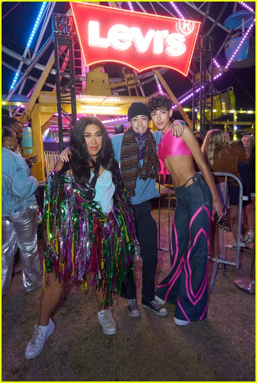 Photo: neon 2023 carnival coachella 2023 13 | Photo 4920817 | Just ...