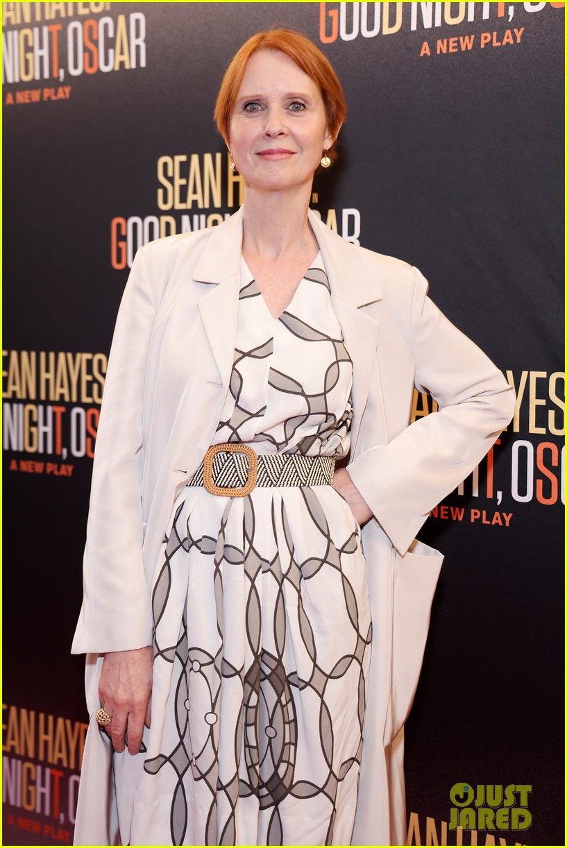 John Krasinski Joins Matt Damon, Wife Luciana, & Matthew Rhys at 'Good ...