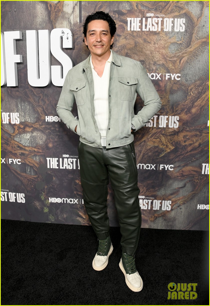 Pedro Pascal & Bella Ramsey Reunite at 'The Last Of Us' FYC Event: Photo 4926220 | Photos | Just ...