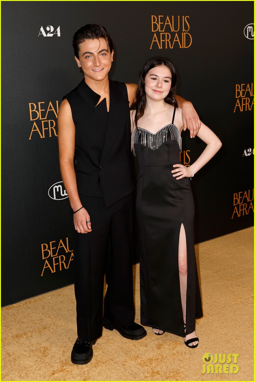 Joaquin Phoenix Is All Smiles for L.A. Premiere of His New Movie 'Beau ...