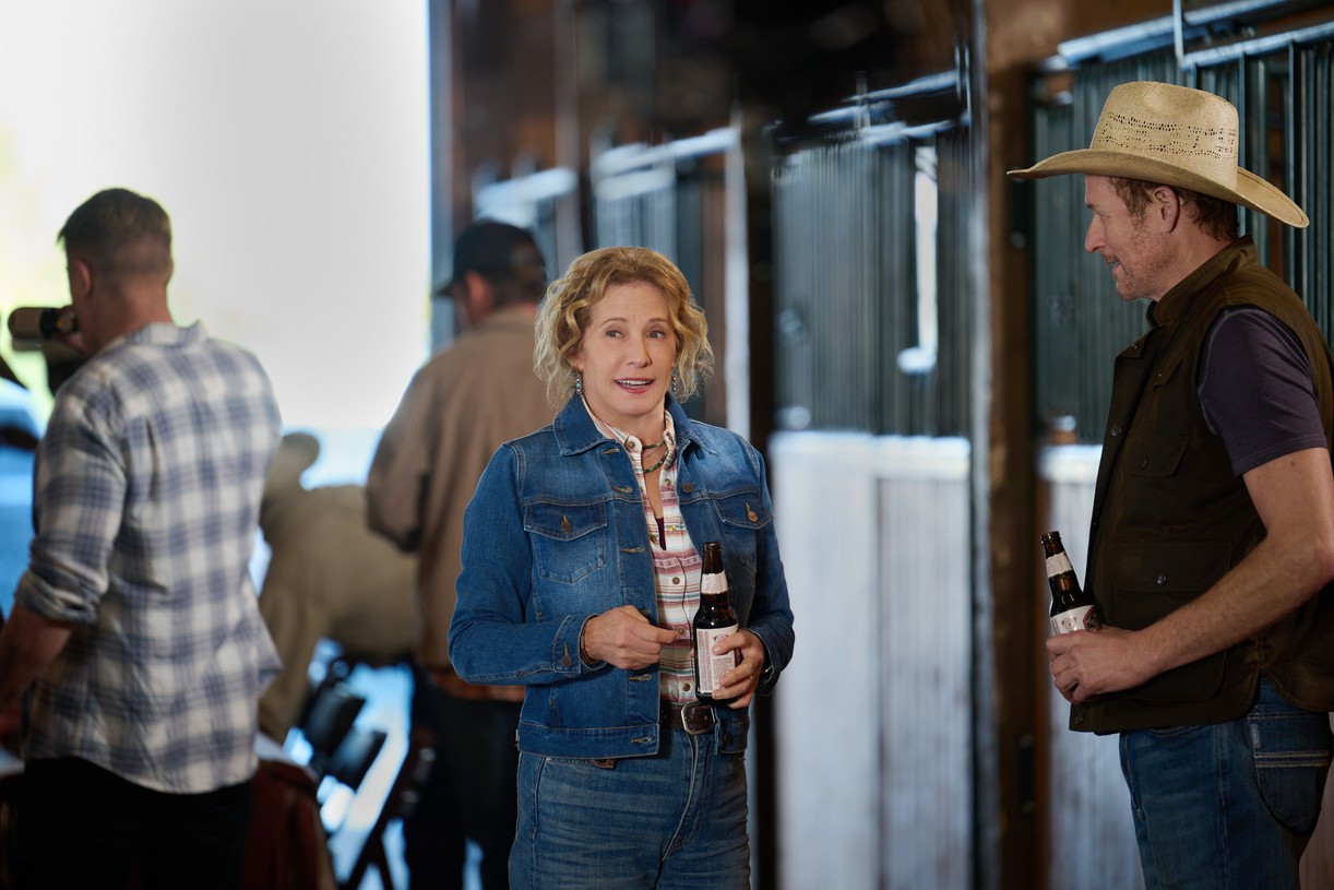 Missy Questions If Austin Was Really Faithful To Her in Hallmark's ...