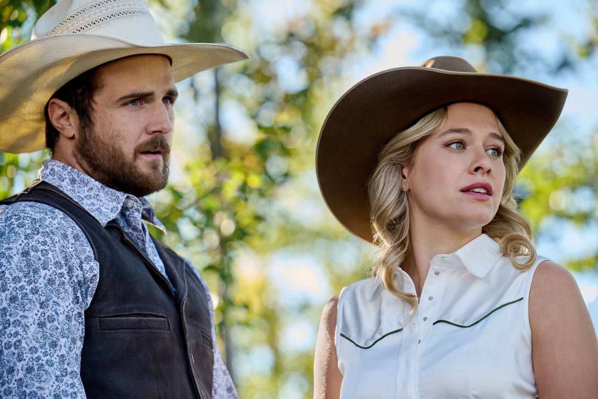 Missy Questions If Austin Was Really Faithful To Her in Hallmark's ...