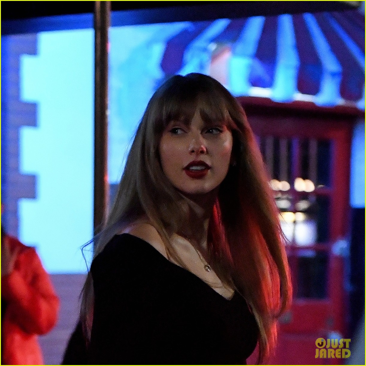 Newly Single Taylor Swift Spotted Getting Dinner in New York City ...