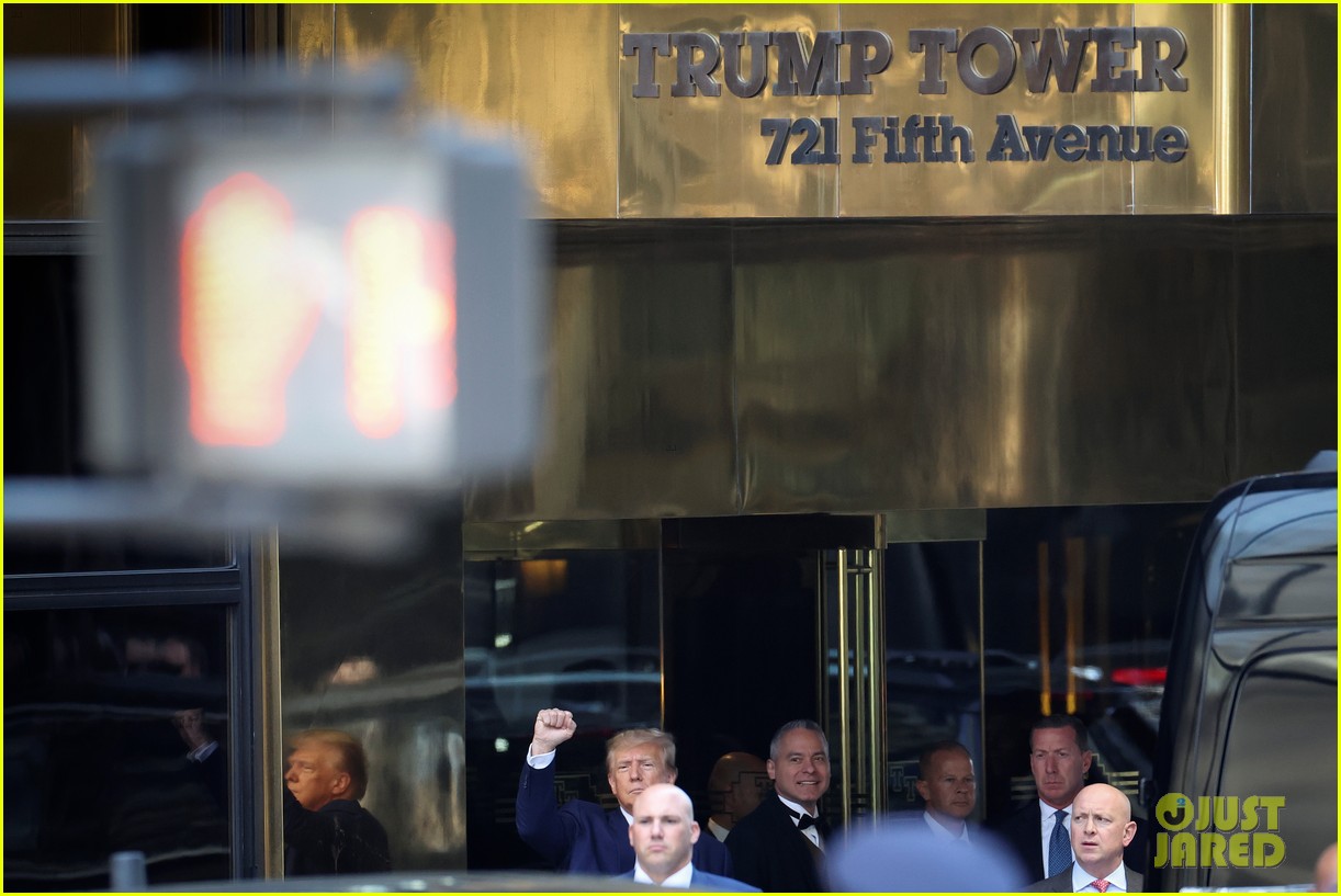 Donald Trump Officially Under Arrest - Here's a Full Rundown of Arraignment Day: Photo 4917282 ...