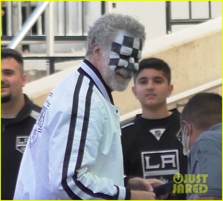 Will Ferrell Paints Black & White Checkerboard On His Face To Support ...