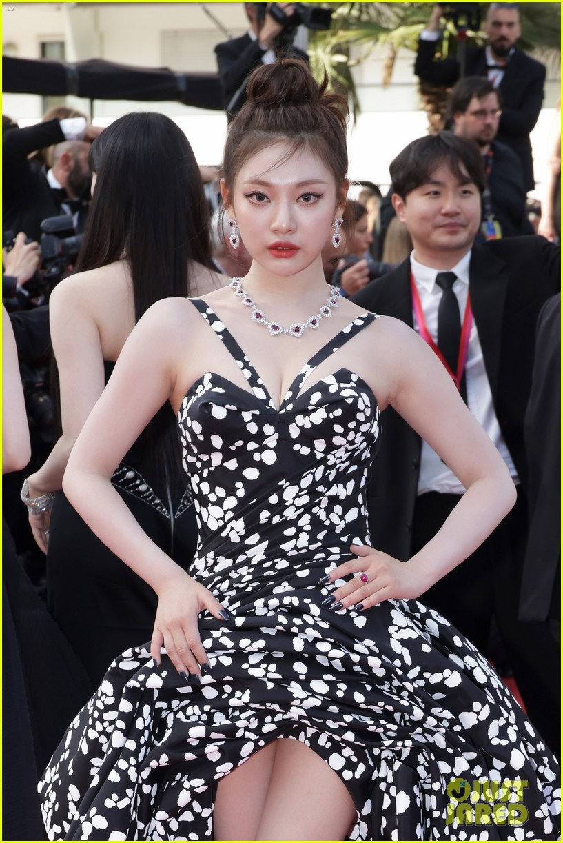 K-Pop Group Aespa Glam Up For Their First Ever Appearance at Cannes ...