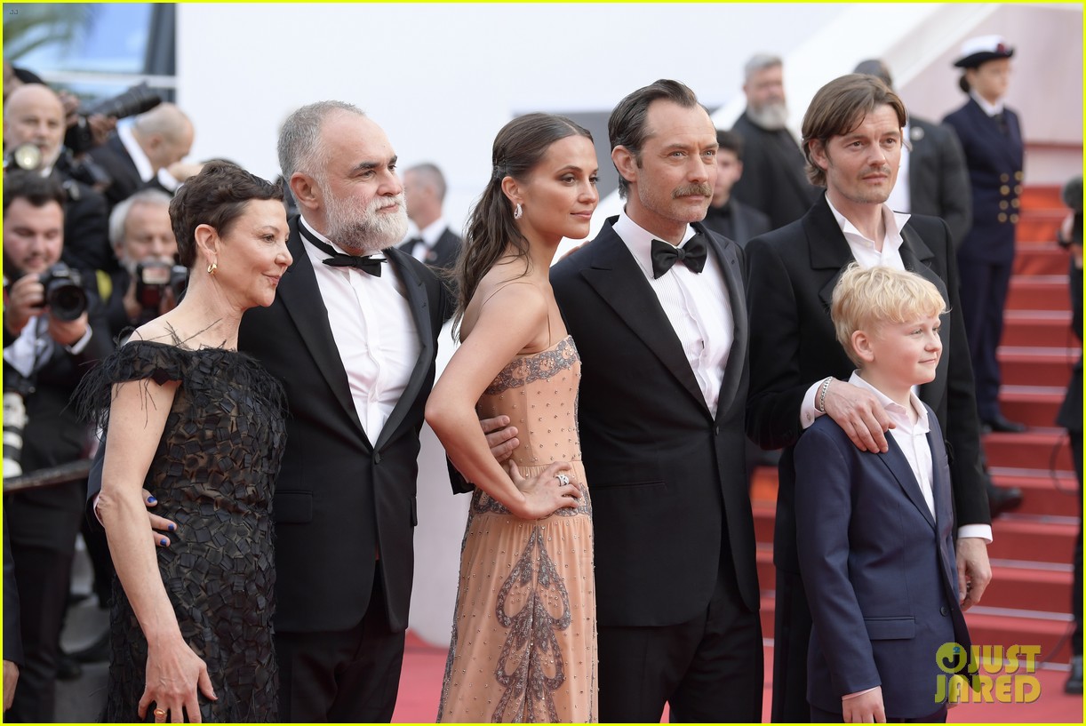 Alicia Vikander & Michael Fassbender Couple Up For Her 'Firebrand ...