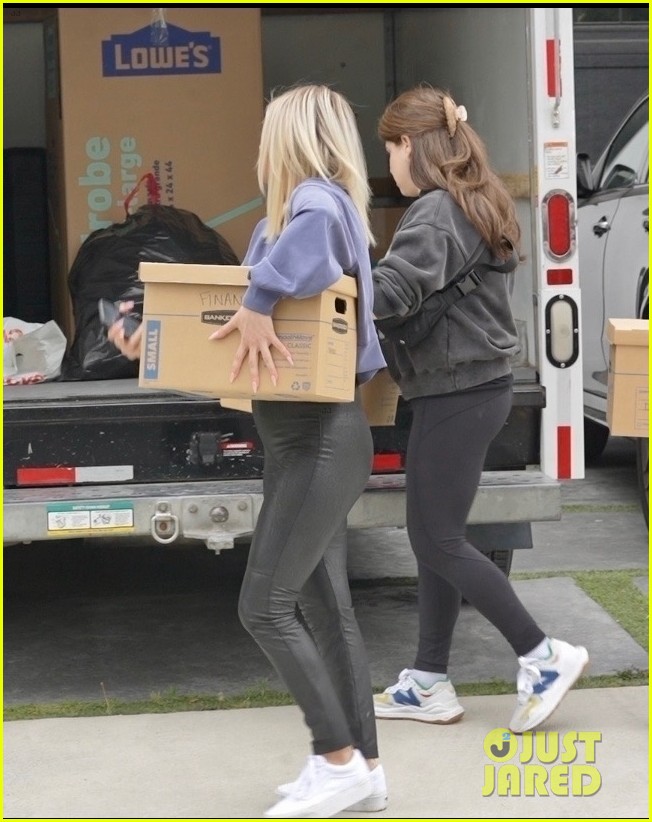 Ariana Madix Admits She Staged Photos of Her Moving Out of Shared Home with Tom Sandoval: Photo ...