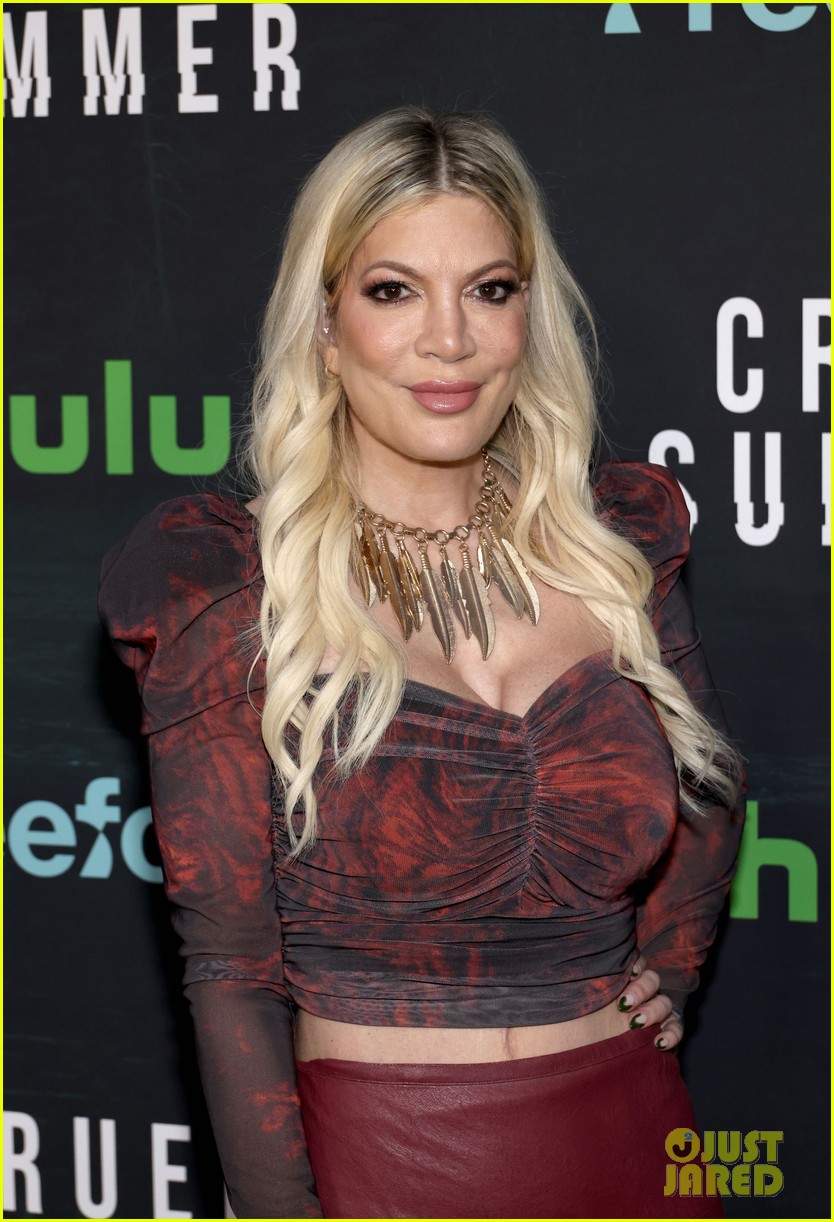 Jessica Biel Reunites With Beverley Mitchell & More 90s Stars at 'Cruel ...