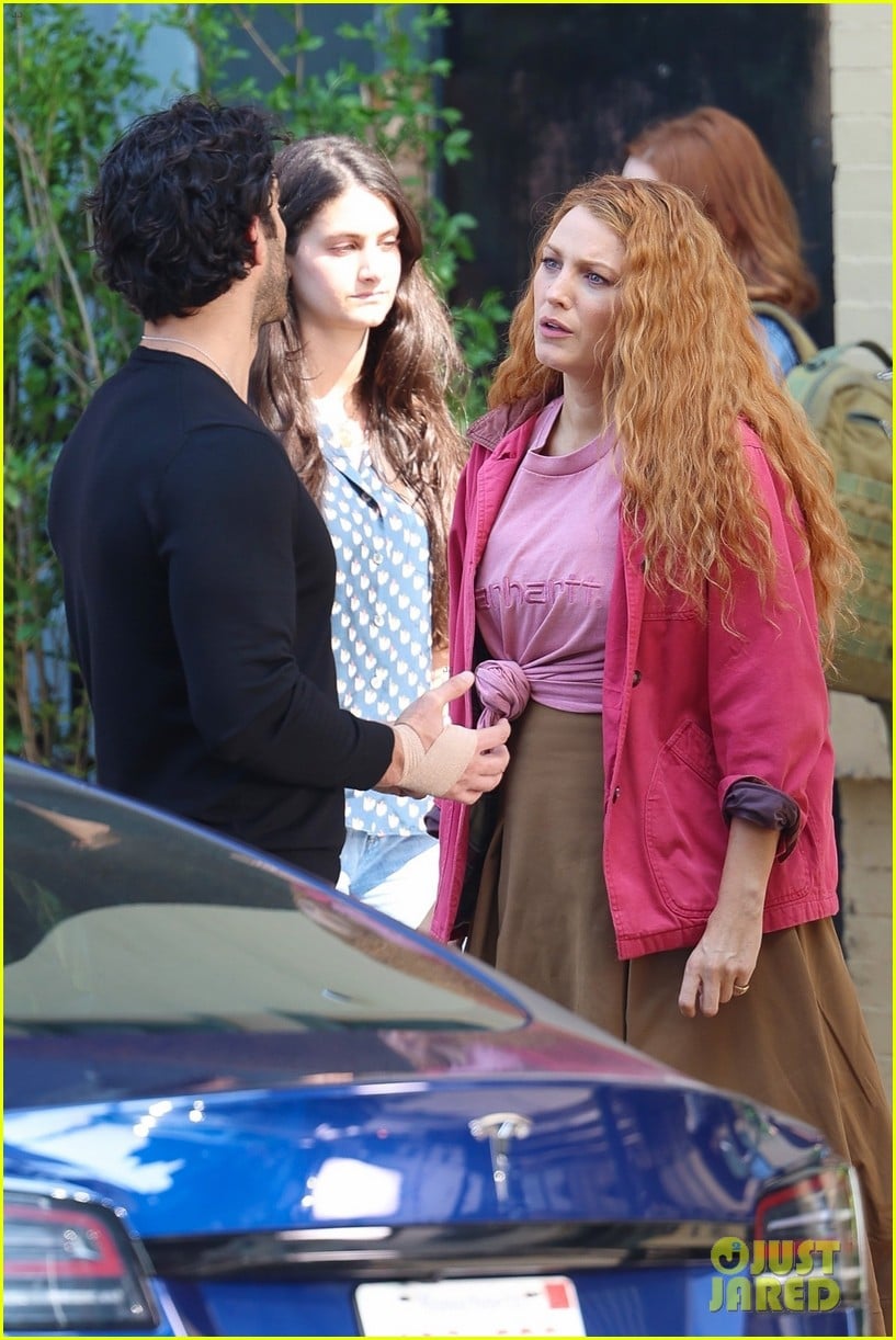 Blake Lively Rocks Red Curly Hair On 'It Ends With Us' Set in NYC ...
