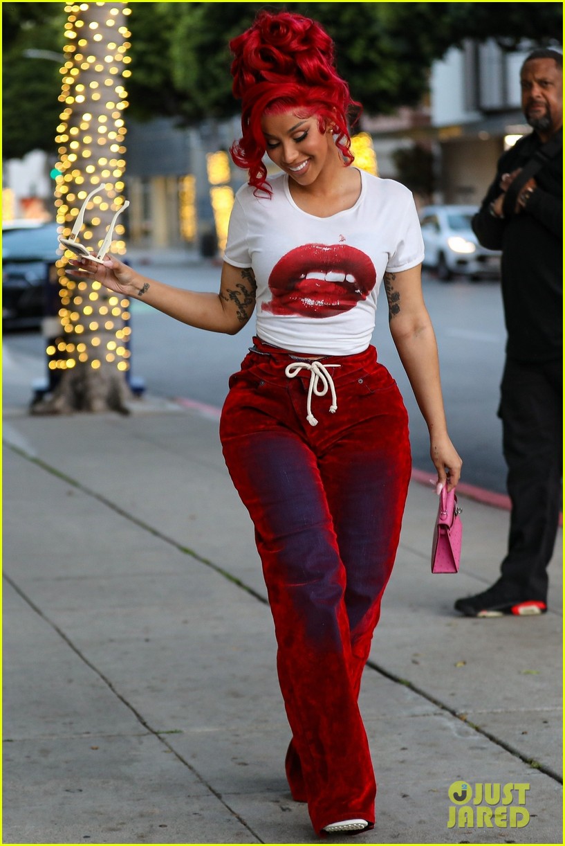Photo: cardi b debuts new hair color 03 | Photo 4931053 | Just Jared ...