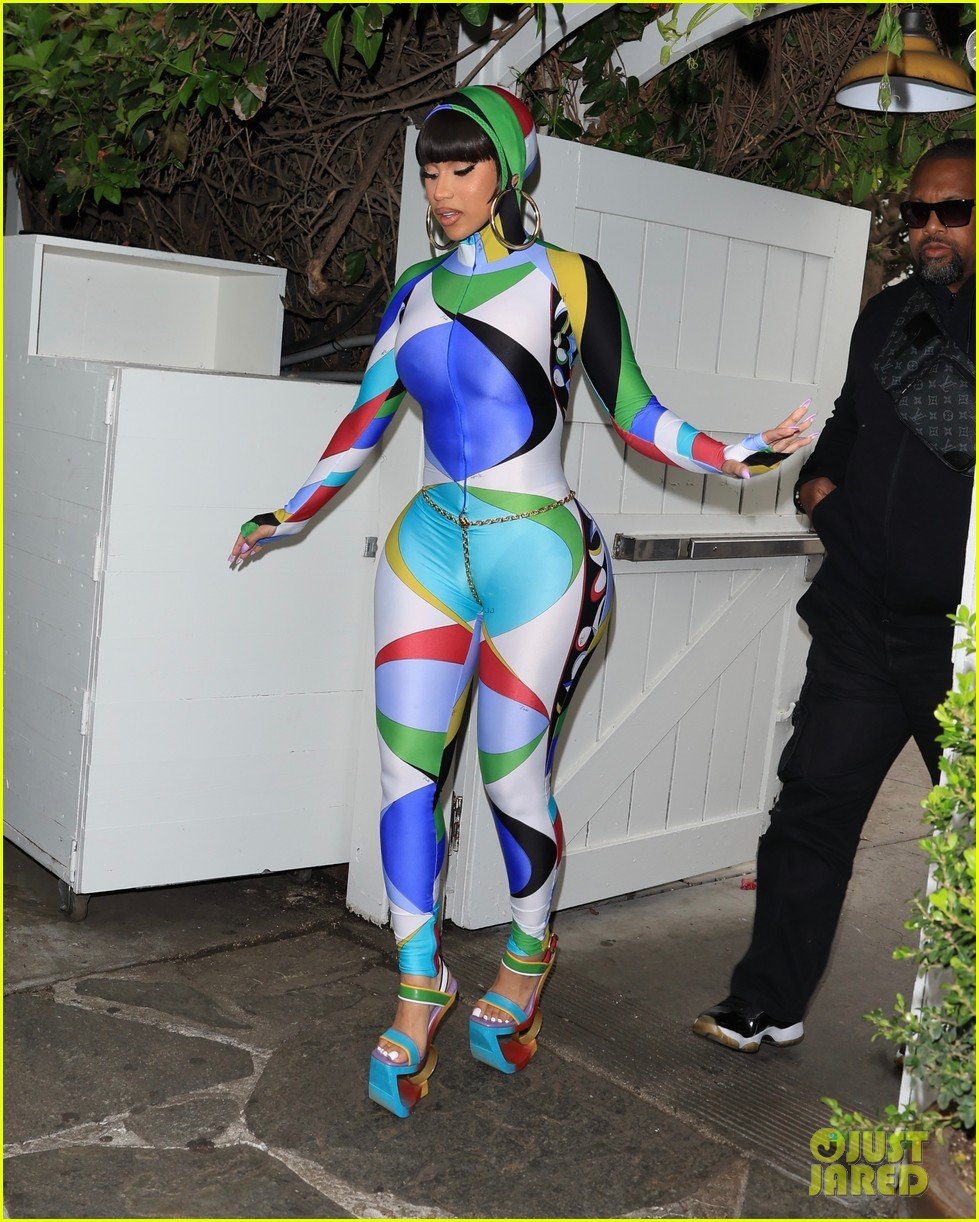 Cardi B Shows Off Her Curves In Vibrant, Figure-Hugging Bodysuit at ...