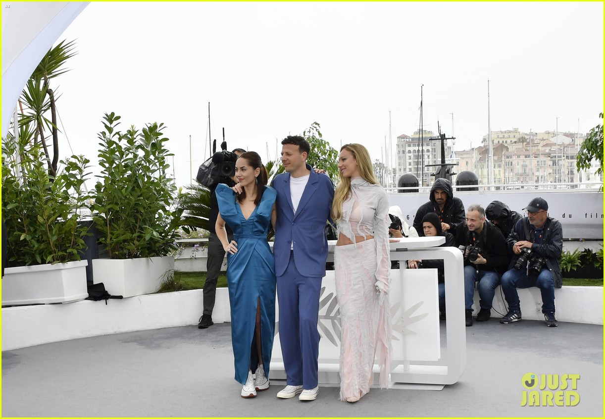 Ester Exposito Stuns In Two Looks For 'Perdidos En La Noche' Premiere ...