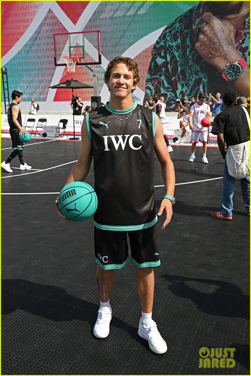 F1 Driver Lewis Hamilton Takes Part in Free Throw Basketball Challenge ...