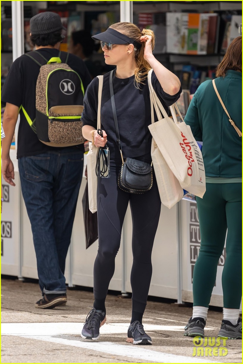 Amber Heard Does Some Shopping at Book Fair in Madrid: Photo 4939659 ...