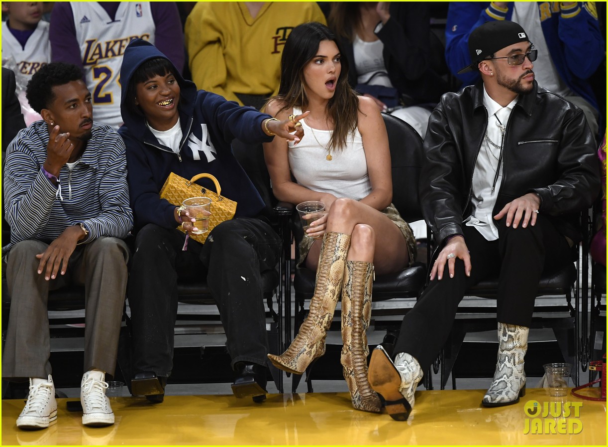 Kendall Jenner & Bad Bunny Sit Courtside at Lakers Playoff Game in Los Angeles: Photo 4933162 ...
