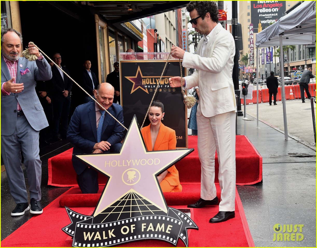 Midge Maisel Gets Her Own Star on Hollywood's Walk of Fame; 'Marvelous ...