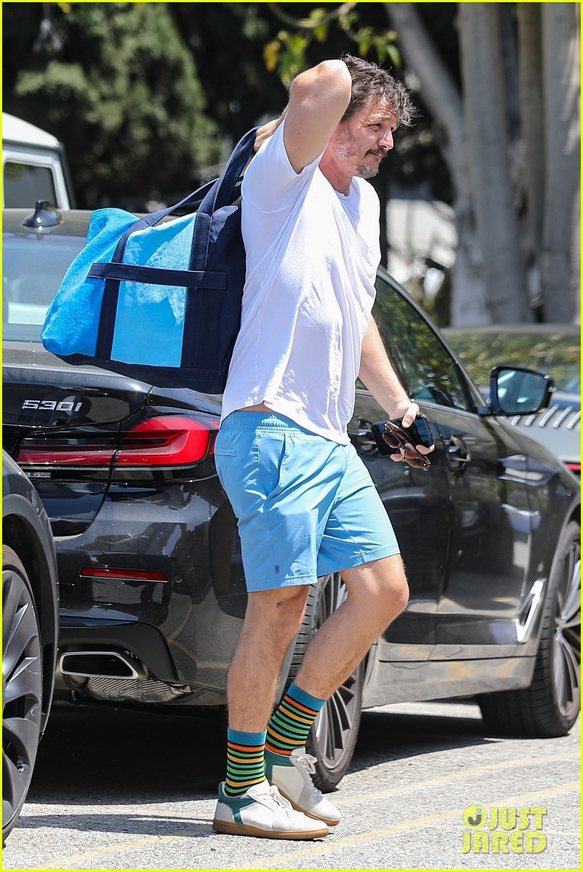 Pedro Pascal Hits the Gym in L.A. Days After Attending Met Gala 2023 ...