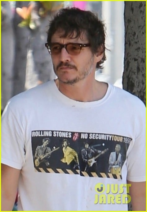 Pedro Pascal Hits The Gym After Booking New Movie 'Weapons': Photo ...