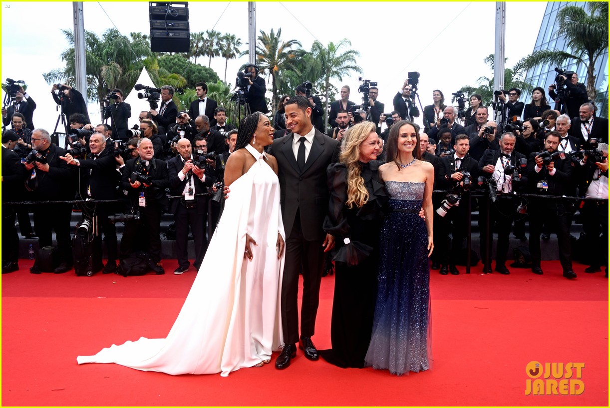 Natalie Portman Helps Celebrate Chopard Trophy Winners Naomi Ackie ...