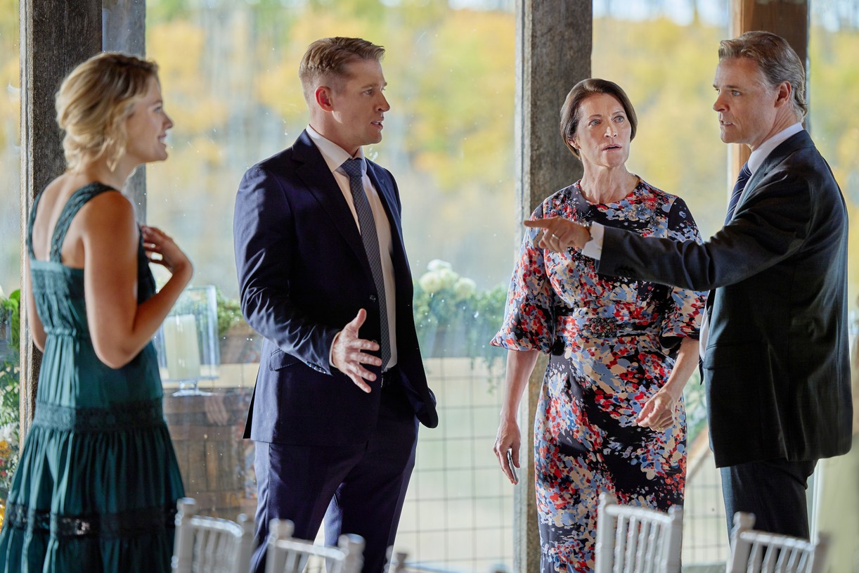 A Wedding at The Ranch Brings Cash & Valeria Even Closer on Hallmark ...