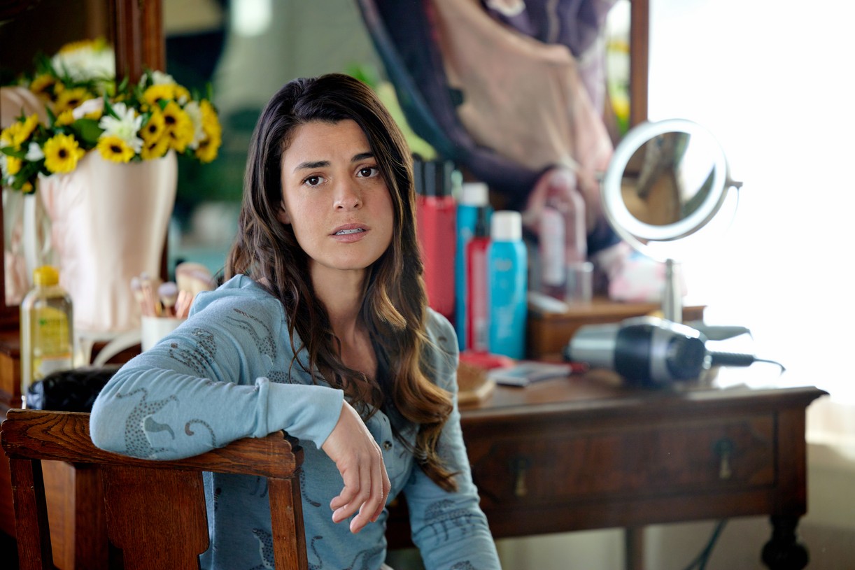 A Wedding at The Ranch Brings Cash & Valeria Even Closer on Hallmark ...